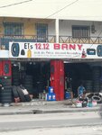 Ets 12.12 Bany (Brazzaville, Commune de Moungali, Lobi Moungali Rue), oto lastik tamiri  Brazzaville'den