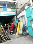 Ets Mt (Brazzaville, Commune de Moungali, Rue Ngabé), araç camlarının renklendirilmesi  Brazzaville'den