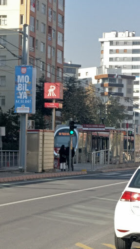 Hızlı ulaşım istasyonu Talas Cemilbaba Tramvay İstasyonu, Talas, foto