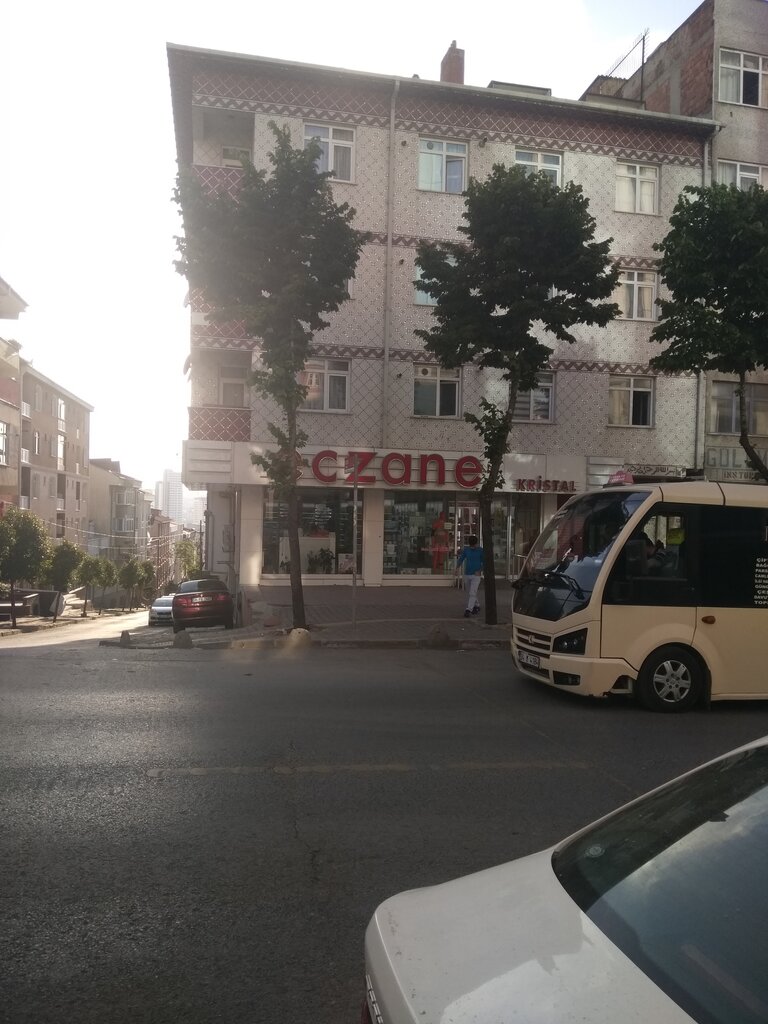 Eczaneler Kristal Eczanesi, İstanbul, foto