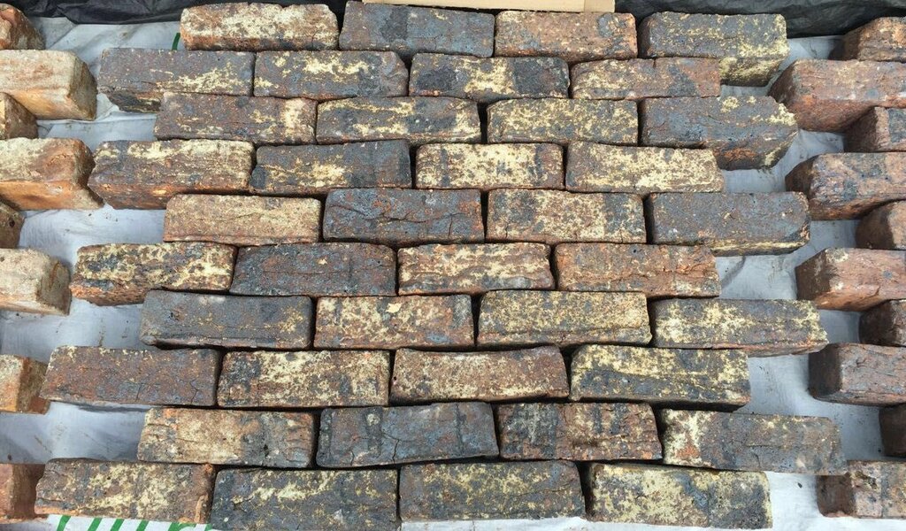 Tuğla firmaları Kirpich Vokrug Ulyanovsk, Ulyanovsk, foto