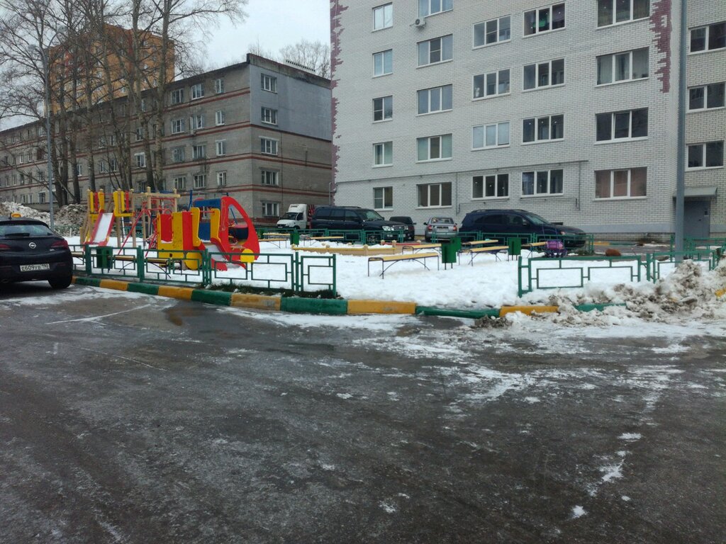 Oyun alanı Playground, Nijni Novgorod, foto