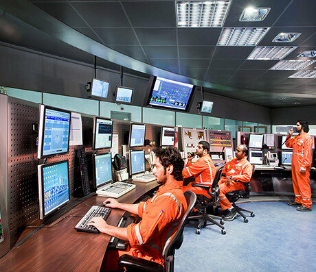 Enerji kurumları Dolphin Energy Limited LLC, Abu Dabi, foto