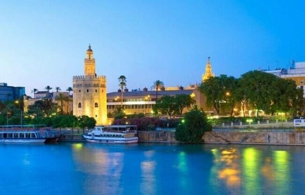 Otel RentalSevilla Apartamento de lujo EN la Giralda, Sevilla, foto