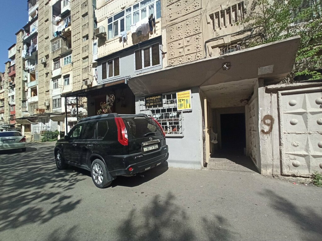 Ayakkabı tamiri Ayaqqabı Təmiri, Bakü, foto