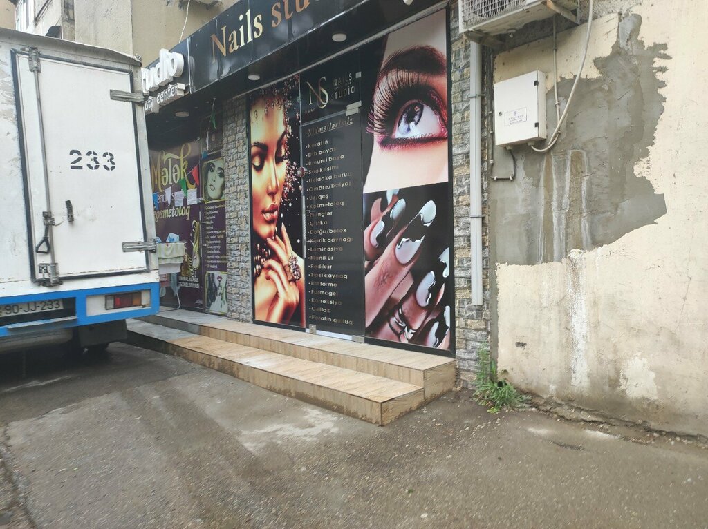 Güzellik salonu Nails Studio, Bakü, foto