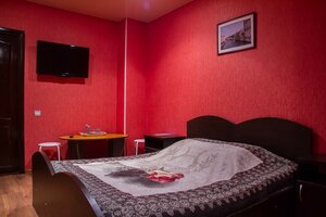 Paradis (70-letiya Vooruzhonnykh Sil SSSR Street No:16), otel  Yoshkar‑Ola'dan