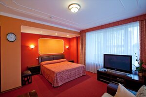 Emerald (Voskresenskaya Street No:9, Tolyatti), otel  Tolyatti'den (Togliatti'den)