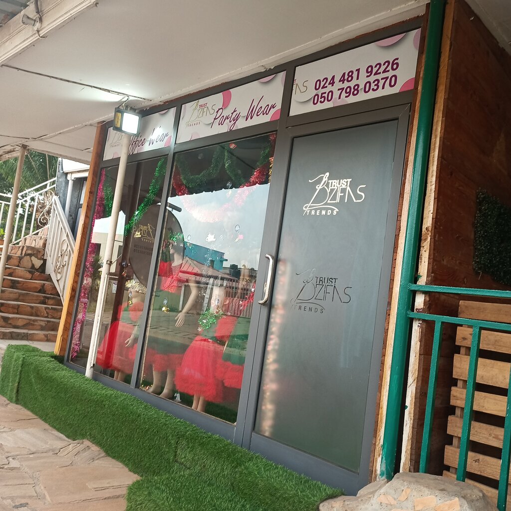 Giyim mağazası Trust Dzifas Trends, Dünya, foto