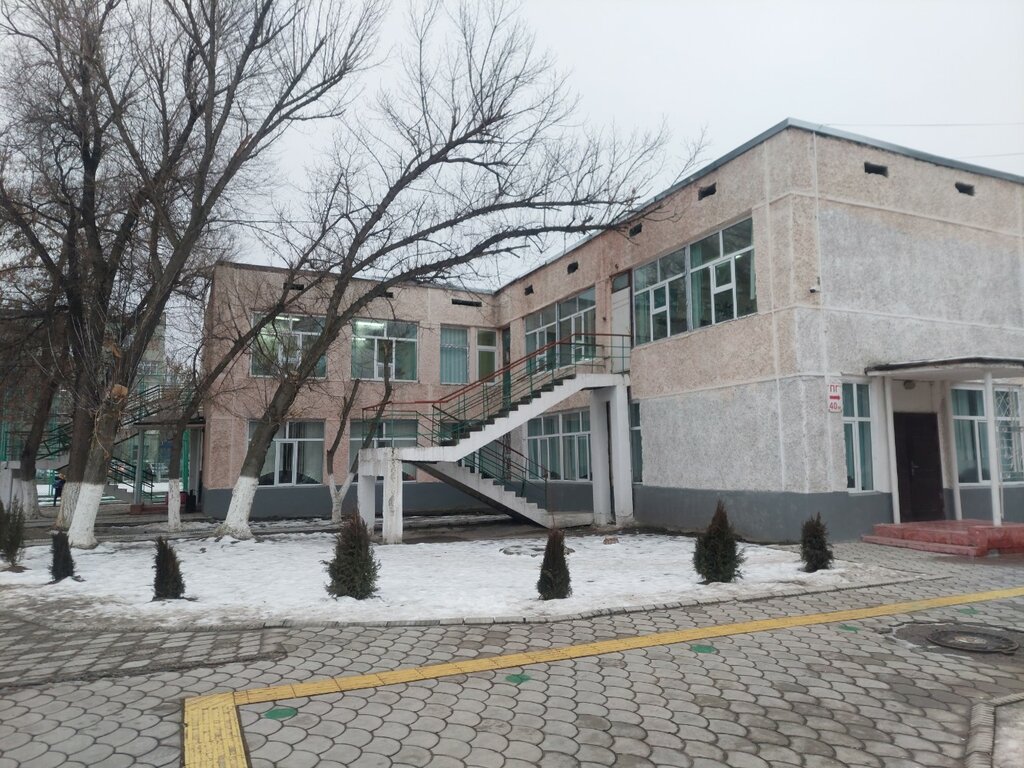 Fen lisesi, sosyal bilimler lisesi Gymnasium 8 Building B, Taraz, foto