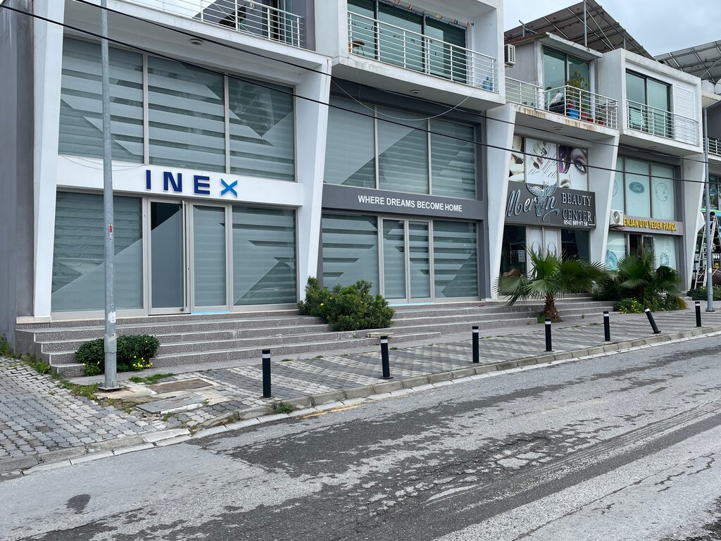 Emlak ofisi Inex Investment, Dünya, foto