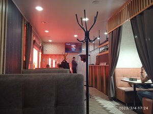 Кинза мясо&bar (Selmashskaya ulitsa No:1А), kafe  Rubtsovsk'tan