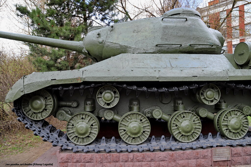 Teknoloji anıtı Тяжёлый танк ИС-2, Moskova, foto