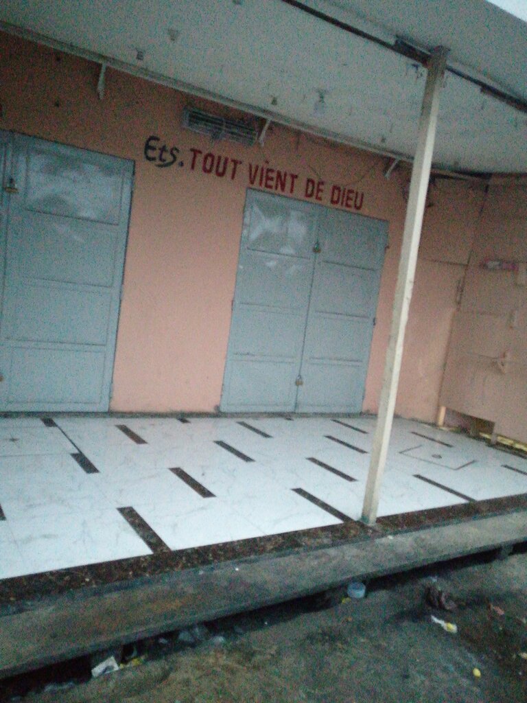Tapu ve kadastro Ets Tout Vient De Dieu, Brazzaville, foto