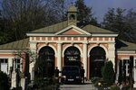 Manhartseder-Krisai E. U. Bestattungen und Urnenforst (Linzer Straße No:18, Braunau am Inn), oto kiralama  Yukarı Avusturya'dan