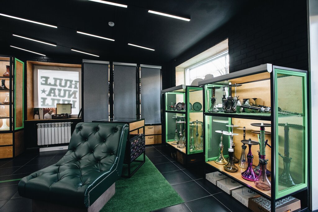 Tütün, sigara mağazaları Nuahule Store Leningradec, Saint‑Petersburg, foto