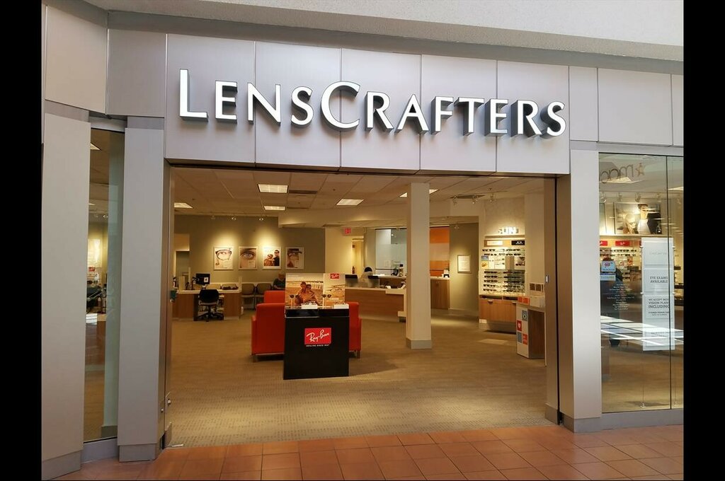 Giyim mağazası LensCrafters, İllinois, foto