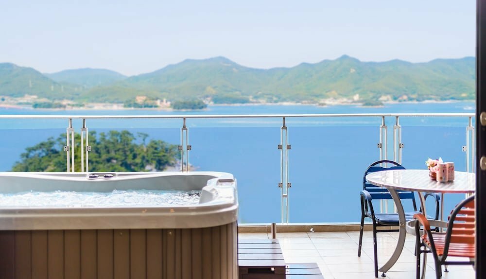 Otel Tongyeong Honey SPA Pension, Güney Gyeongsang İli, foto