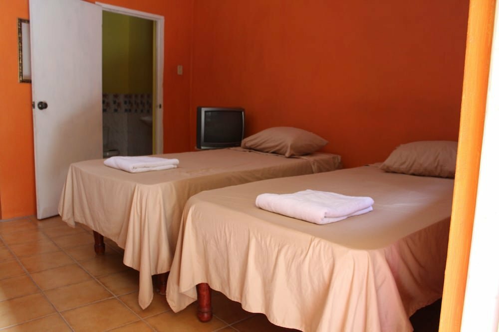 Otel Labrish Guest House, Kingston, foto