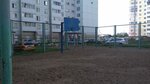 Sports ground (Omsk, mikrorayon Stary Kirovsk, zhiloy kompleks Suvorovskaya usadba), spor alanı  Omsk'tan