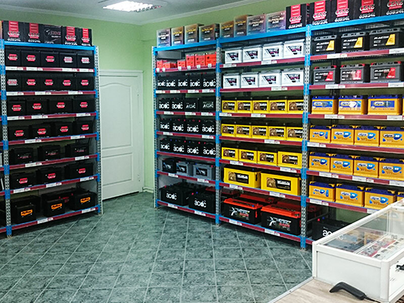 Akümülatör ve şarj cihazları Avtomotiv, Yurga, foto