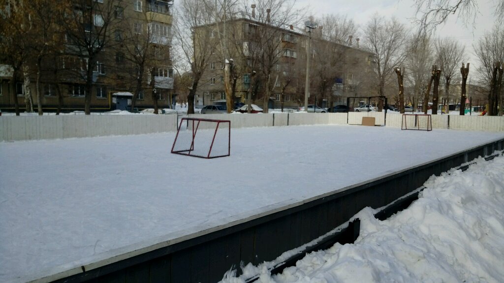 Buz pateni pistleri Каток, Magnitogorsk, foto
