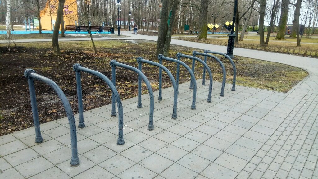 Bisiklet park yerleri Bicycle parking, Moskova, foto