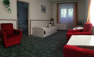 Fenyves Wellness Bekescsaba (Békés vármegye, Békéscsaba), otel  Dünya'dan