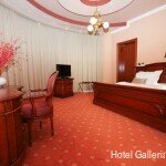 Hotel Galleria (Ulica Matije Korvina No:17), otel  Subotica'dan