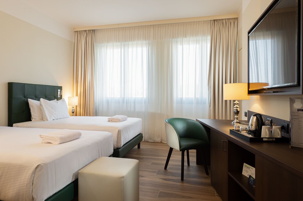 Otel DoubleTree by Hilton Brescia, Brescia, foto