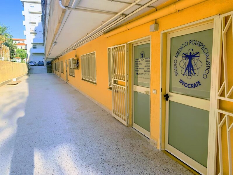 Tıbbi laboratuvarlar Studio Medico Polispecialistico Ippocrate, Sicilya, foto
