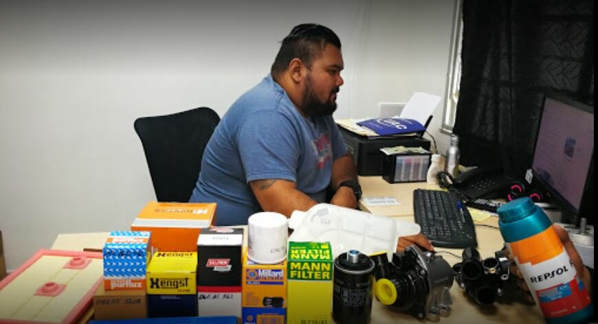 Otomobil yedek parçaları Silver Autopartes, Panama, foto
