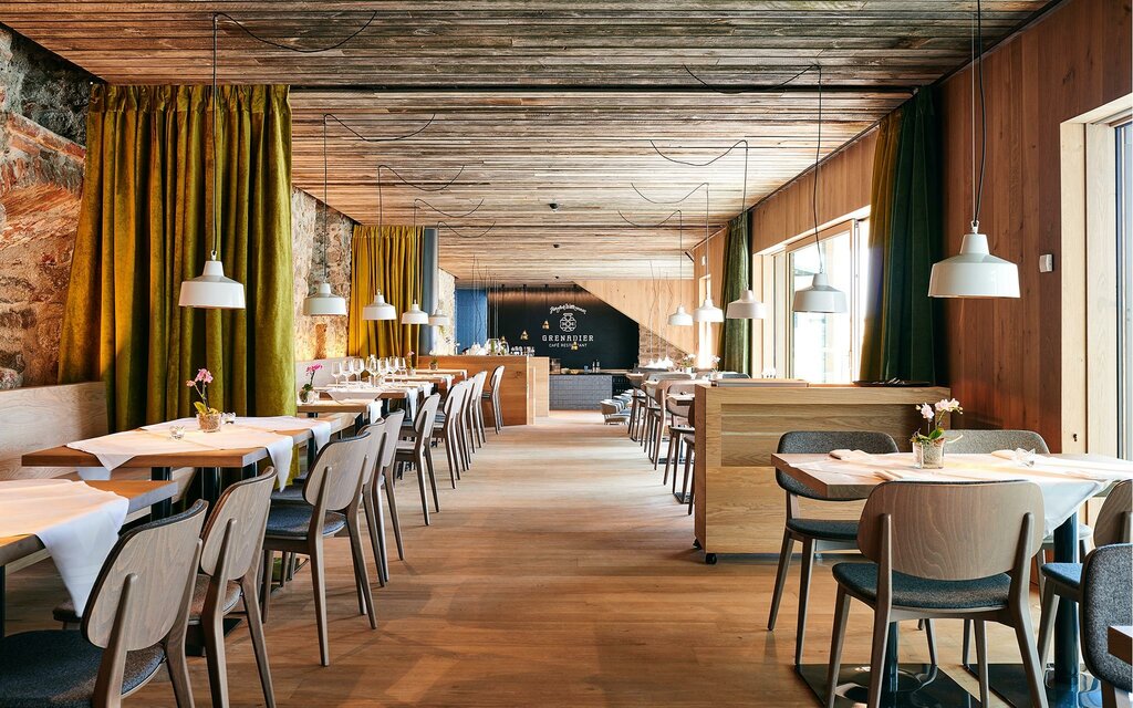 Restoran Grenadier Cafe-Restaurant, Dünya, foto