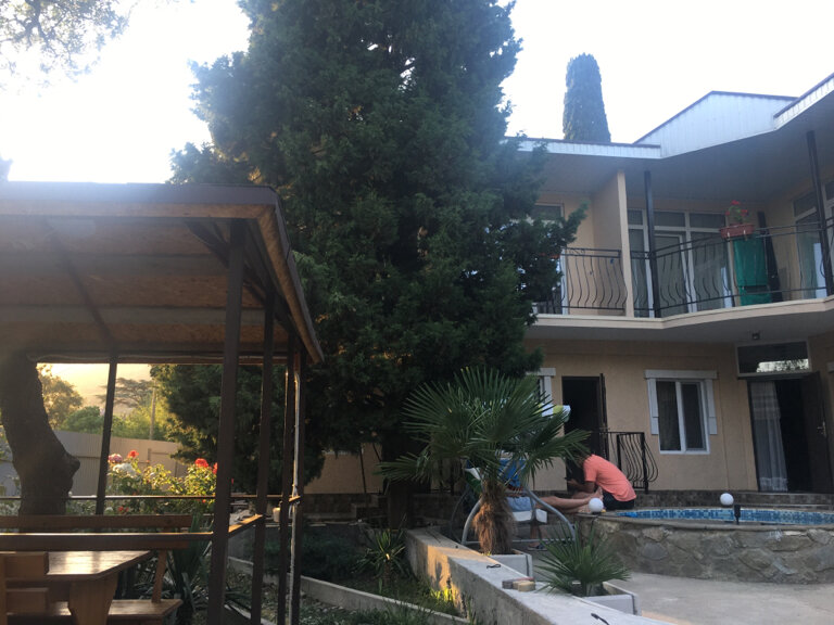 Otel Гостевой дом на улице Олега Кошевого 5, Alupka, foto