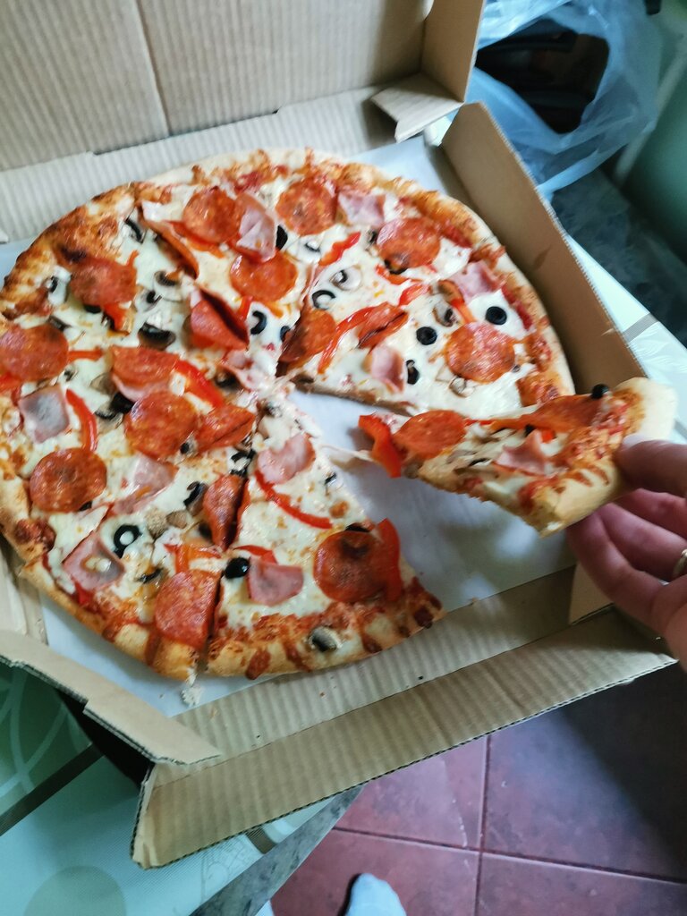 Pizzacılar Pomodoro Royal, Moskova, foto