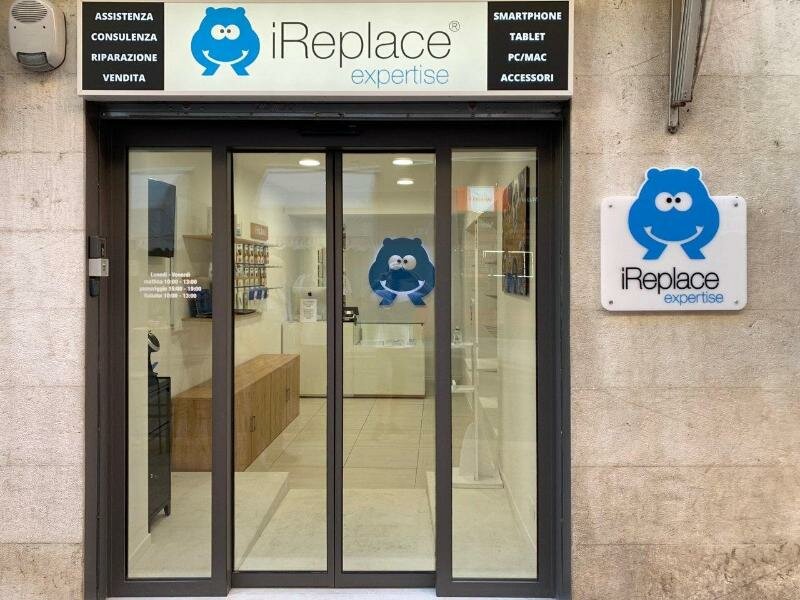Cep telefonu ve aksesuarları satış mağazaları Ireplace, Trento, foto