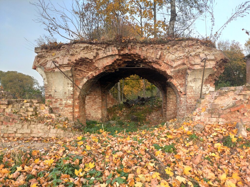 Turistik yerler Мавзолей-усыпальница Давыдовых, Tulskaya oblastı, foto
