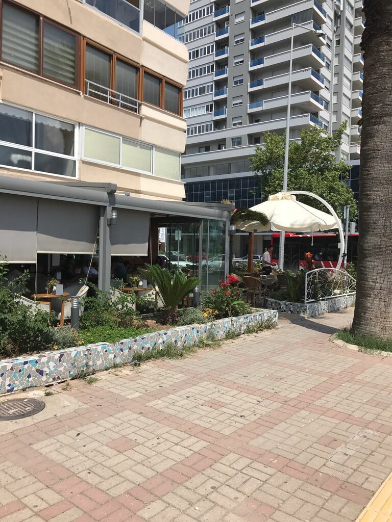 Pasta, şekerleme ve tatlı Tuna Pastanesi, İzmir, foto