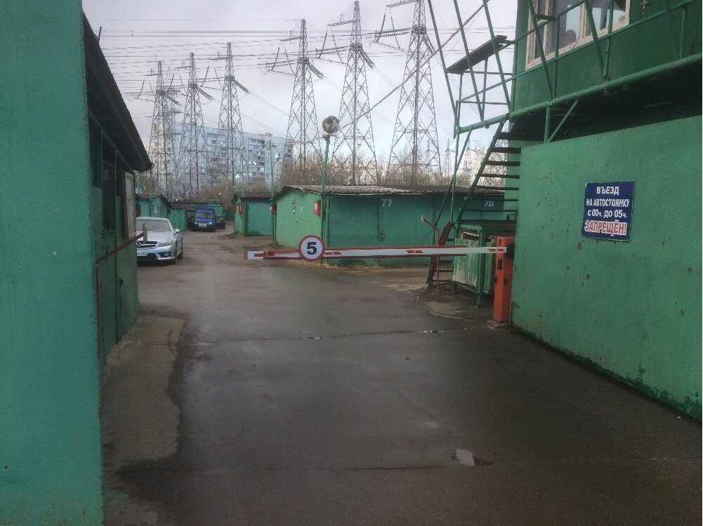 Otoparklar Avtomobilnaya stoyanka Arktika, Moskova, foto