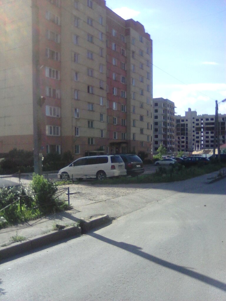 Bina, site yönetimi Megapoli Koltushi, Saint‑Petersburg ve Leningradskaya oblastı, foto