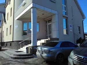 Genezis Dnepr (Рыбинская улица No:119-120), tıp merkezleri ve klinikler  Dnepropetrovsk'tan