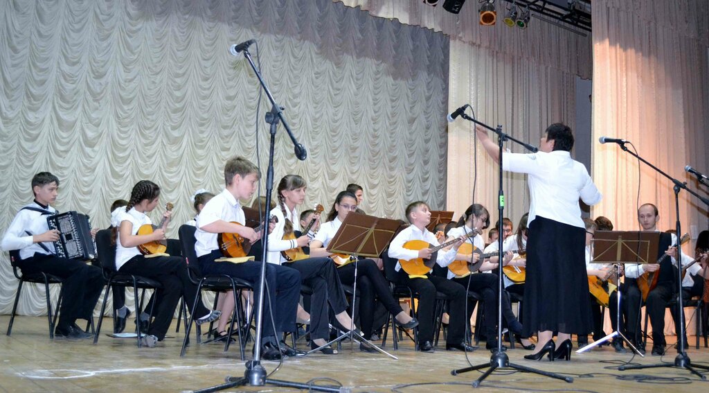 Sanat okulları Detskaya Muzykalnaya shkola, Mou Dod, Morozovsk, foto