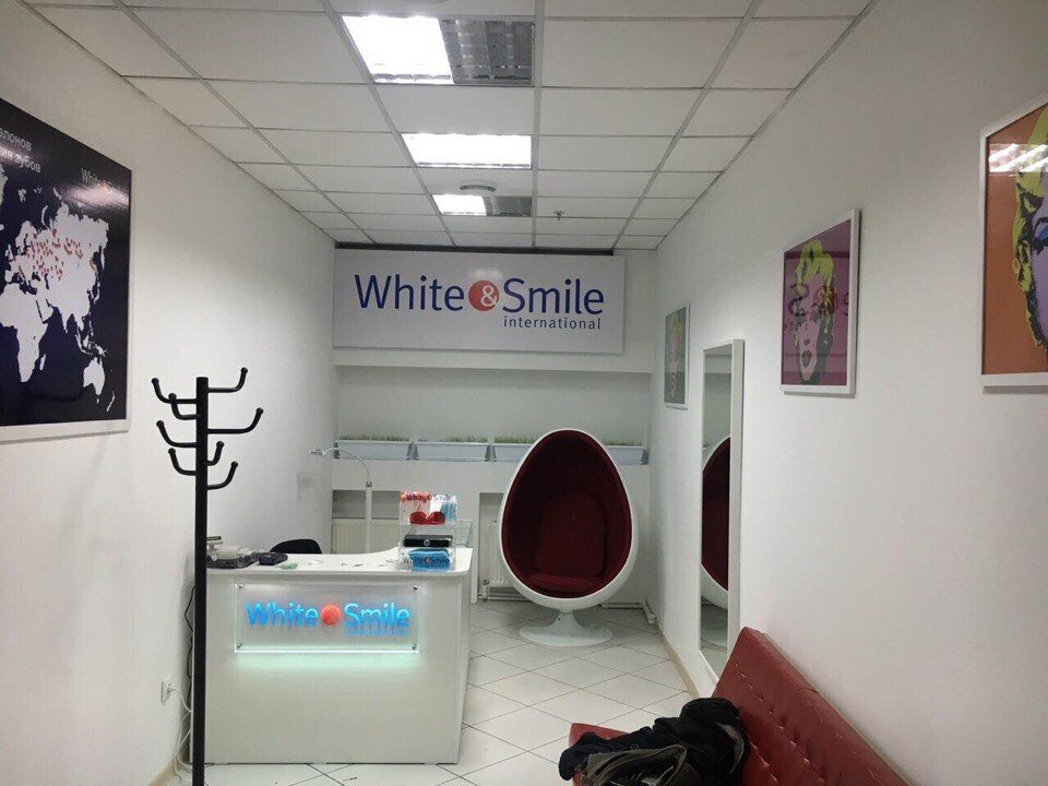 Özel ağız ve diş sağlığı klinikleri ve muayenehaneleri Студия White&Smile, Saint‑Petersburg, foto