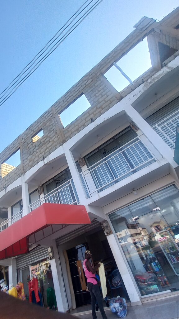 Giyim mağazası Awoshie Abrantie, Dünya, foto