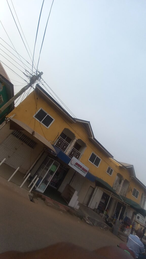 Kültürel etkinlikler için kiralık alanlar Aunty Dora ent, Akra, foto