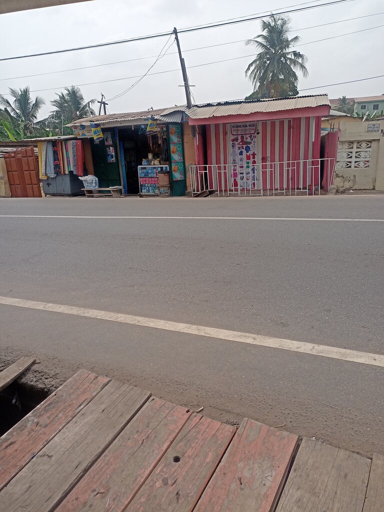 Çocuk ürünü toptancıları Nyame nsa wom kiddies collection, Akra, foto