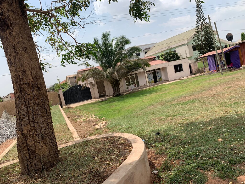 Güzellik salonu God’s Time Is The Best, Dünya, foto