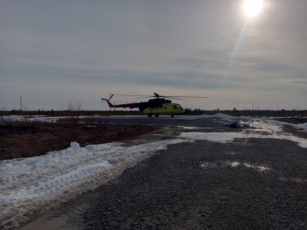 Helikopter pisti вертолетная площадка Месторождение Зимнее, Tümen (Tiumenskaya) oblastı, foto