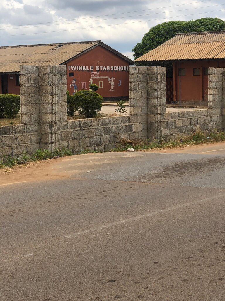 Ortaokul Twinkle Star Secondary School, Lusaka, foto