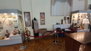 Muzey istorii (ulitsa Kirova No:51А, Bataysk), müzeler ve sanat galerileri  Bataysk'tan